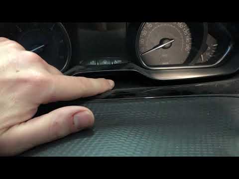 Come eseguire il reset della spia service della Pegeot 2008 del 2016 ...