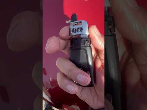 How to replace the battery of an Audi A5 key. (With video)