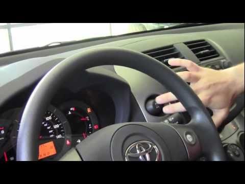 How to activate and deactivate the 4WD all-wheel drive of the Toyota ...