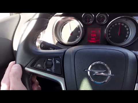 How to use the cruise control of the Opel Meriva (With video)