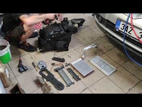 Anleitung zum Ausbau des Heizkörpers des Innenraums der Citroen C5 ...