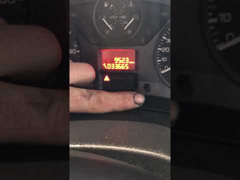 Come effettuare il reset della spia service su una Citroen Berlingo ...