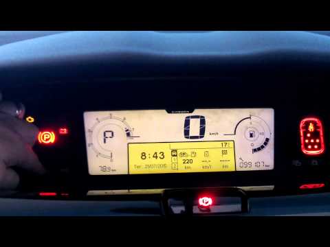 Come eseguire il reset della spia service sulla Citroen C4 Picasso (con ...
