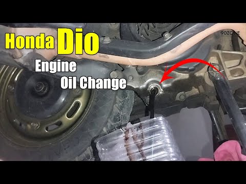 How to replace the engine oil in the Honda Dio scooter? (With video)