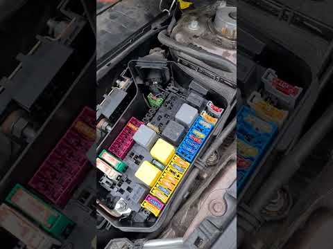 Location of the fuse boxes for the Mercedes CLA W117. (with video)